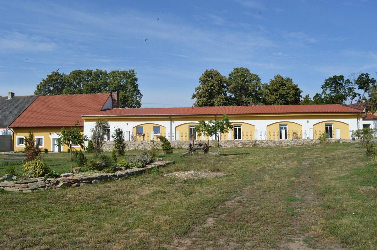 Dvůr Karlov | Domov pro seniory v příjemném prostředí